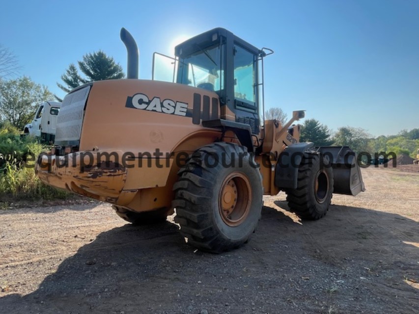 2004 CASE 621D Articulated Wheel Loader-$57,900.00 - Equipment Resource ...
